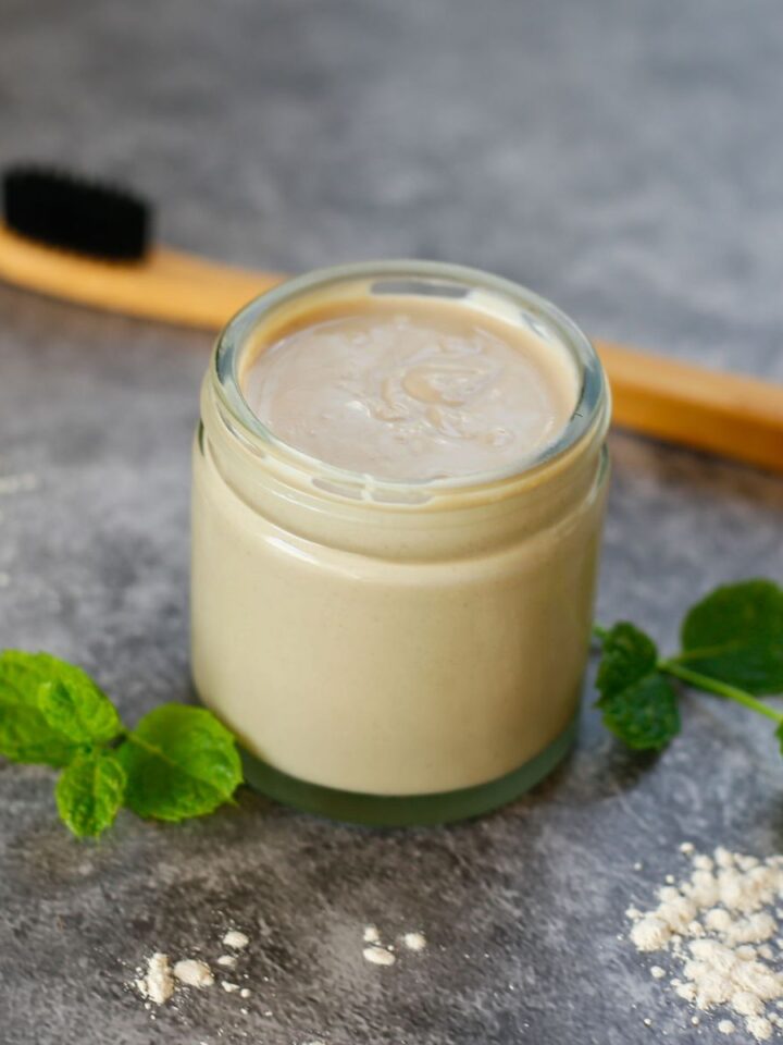 Natural DIY Toothpaste: The Ultimate Guide to DIY Oral Care - Lavender ...